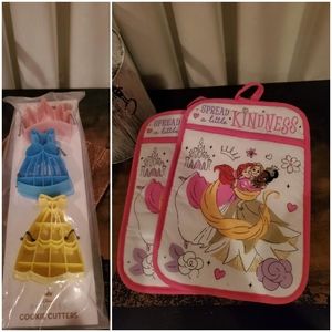 Disney | Kitchen | Disney Princess Baking Set | Poshmark